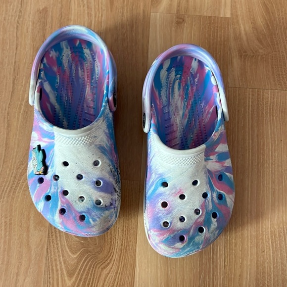 CROCS | Shoes | Girls Crocs | Poshmark